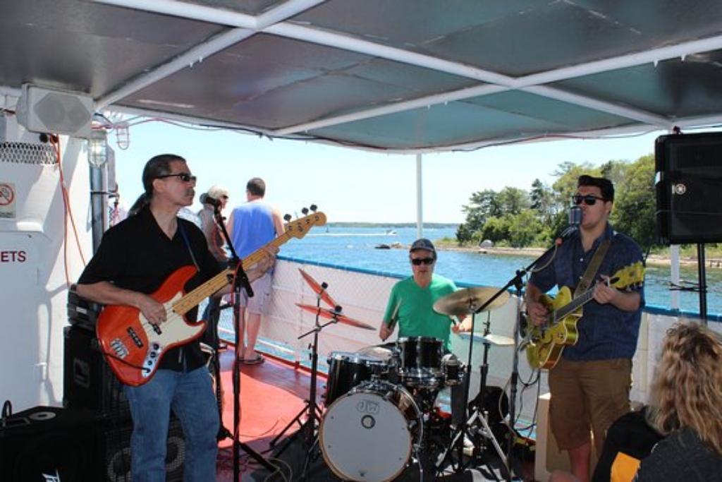 Cape Cod Canal Cruises - in Onset, Massachusetts - Global Outdoors